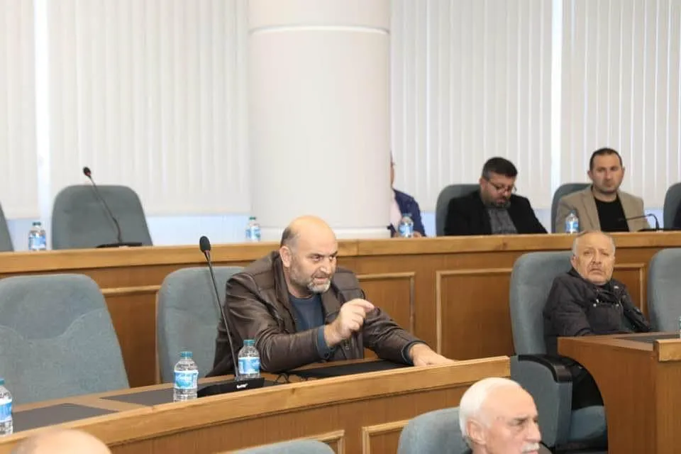 DEMİRCİ’DEN ESKİ PARTİSİNE ELEŞTİRİ: HALKI YOK SAYAN BİR KAFA BU ÜLKEDE ...